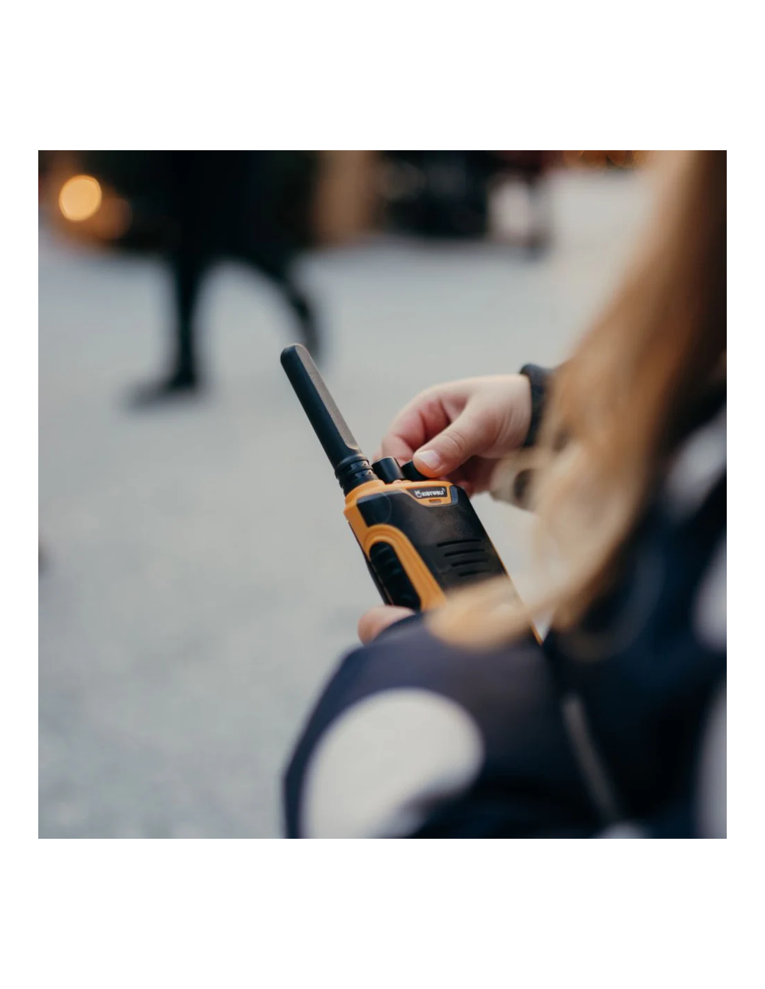 Walkie talkie Kidytalk, colores cian y natural